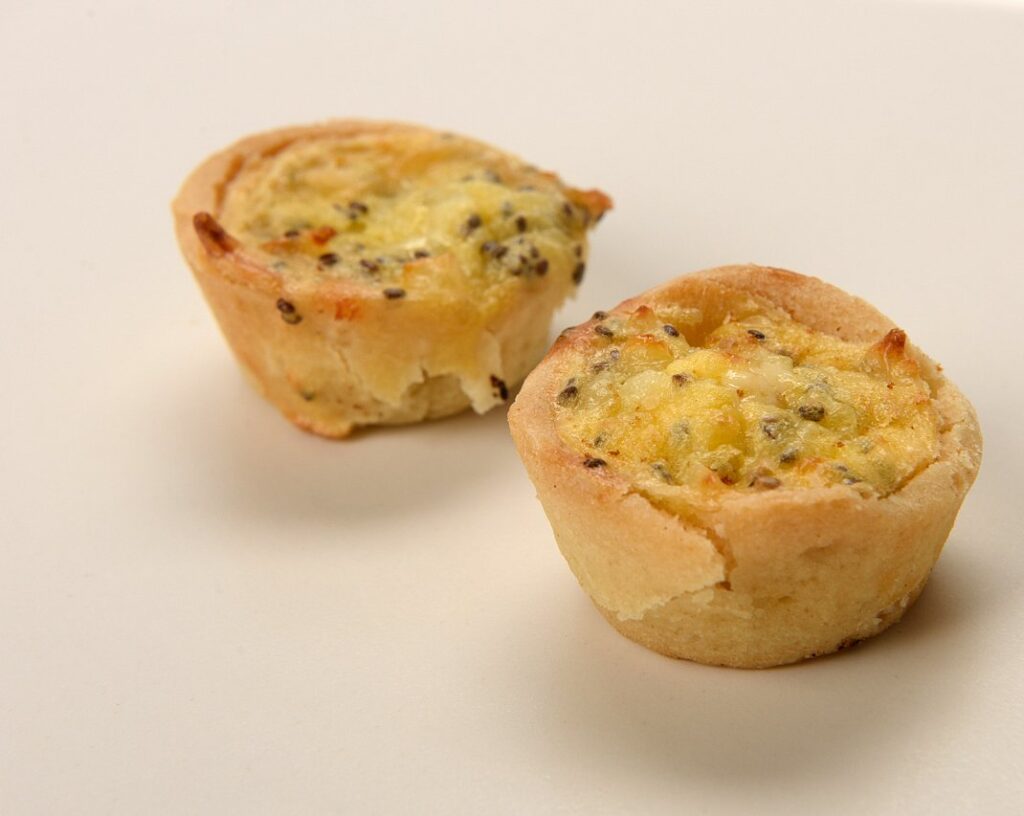 Mini Quiches de choclo x12 – MissEmpanadas | Viandas a Domicilio